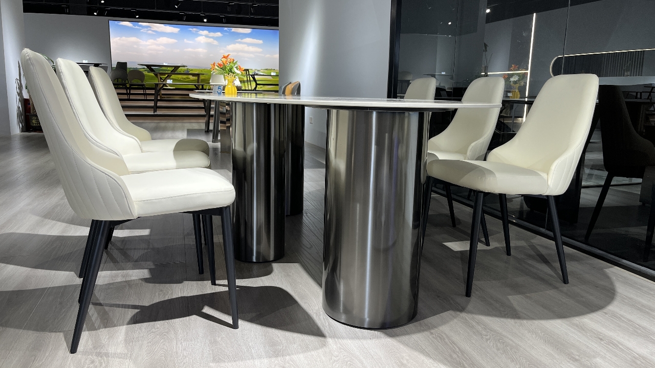 Table modèle 'Miami' - Le Mobilier de la Ville